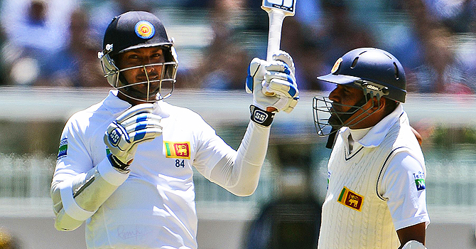 Sangakkara shines amid the gloom for Sri Lanka - Sport - DAWN.COM