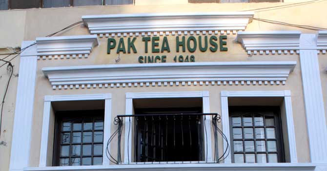 Nawaz reopens Pak Tea House in Lahore - Pakistan - DAWN.COM