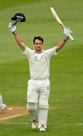 Rookie Rutherford puts New Zealand on top - Sport - DAWN.COM