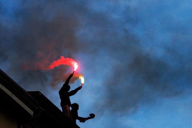 Fire fire burning bright - DAWN.COM