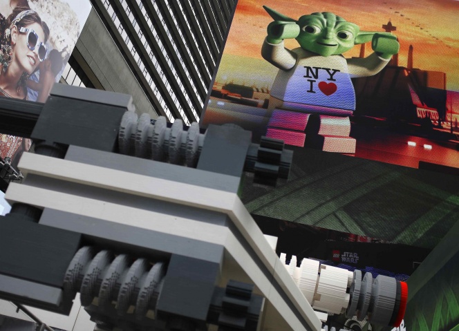 World's largest Lego unveiled - DAWN.COM