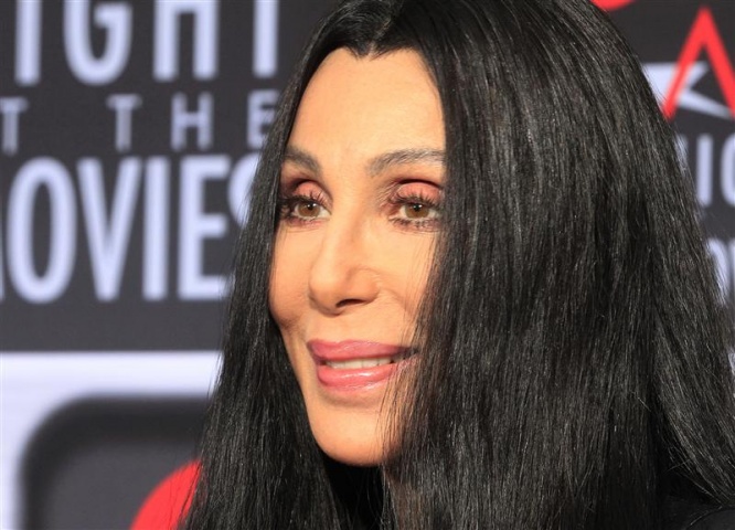 Cher set to appear on 'The Voice' season finale on June 18 - DAWN.COM