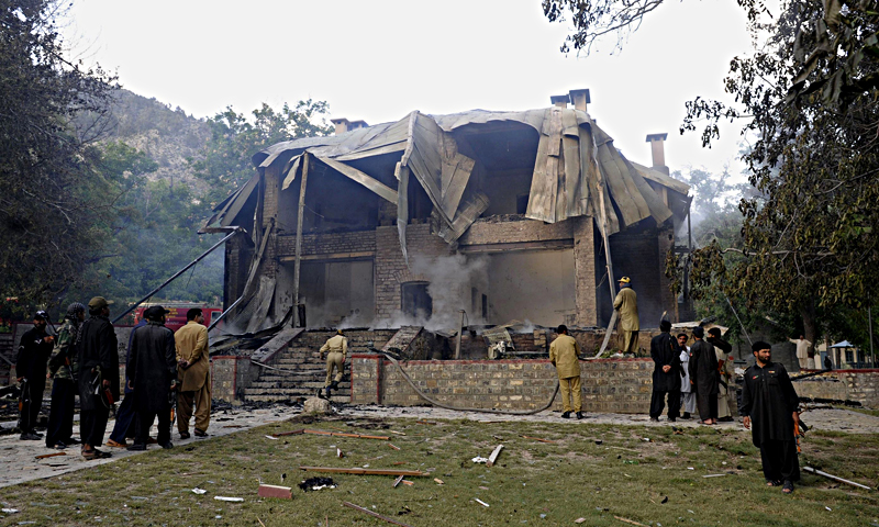 Militant attack destroys Quaid's residency in Ziarat - DAWN.COM