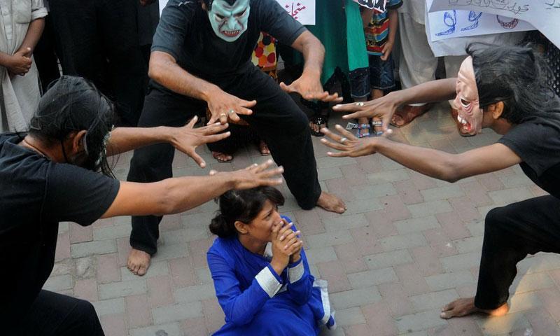 Outcry over rape of five years old girl in Pakistan - Pakistan - DAWN.COM