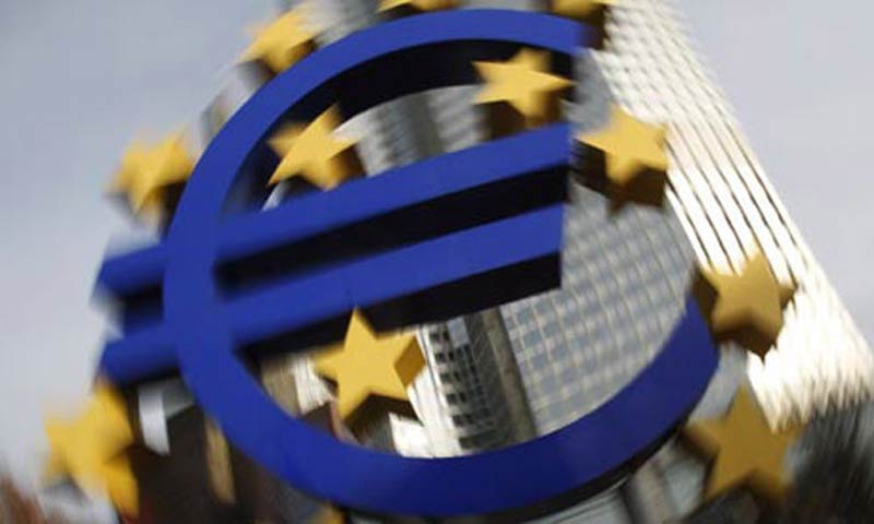 Euro edges up ahead of ECB rate decision - Business - DAWN.COM