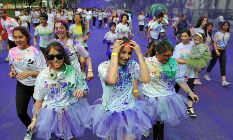 The paint race - Multimedia - DAWN.COM