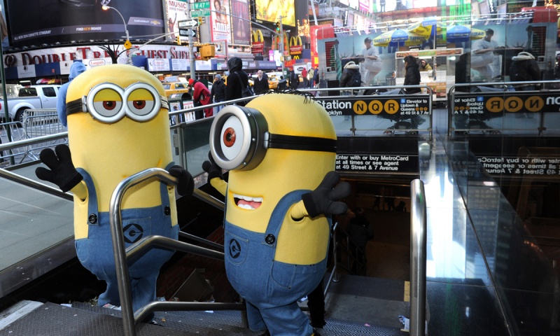 Minions take over Manhattan - Multimedia - DAWN.COM