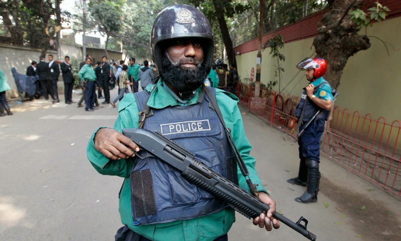 Civil strife in Dhaka - Multimedia - DAWN.COM