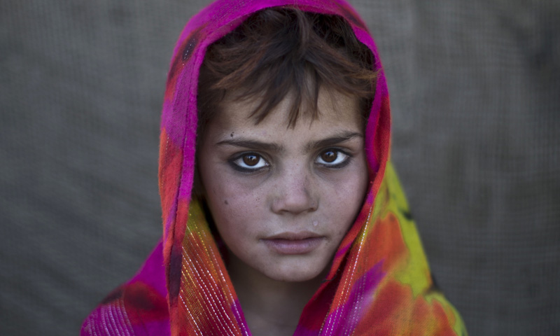Afghan children toil in Pakistan - World - DAWN.COM