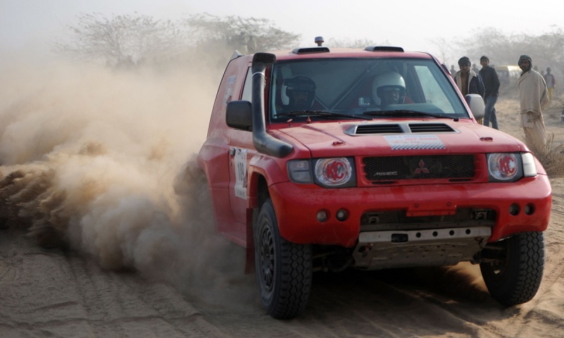 Desert Jeep Rally 2014 - Multimedia - DAWN.COM