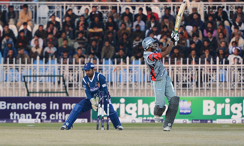 The batsmen were getting out deliberately: Basit Ali - Sport - DAWN.COM