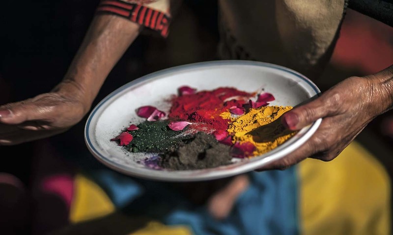 Holi celebrations in Pakistan - Multimedia - DAWN.COM