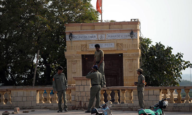 Hindus urge authorities to save Karachi temple - Pakistan - DAWN.COM