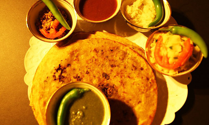 Food Stories: The paratha platter - DAWN.COM
