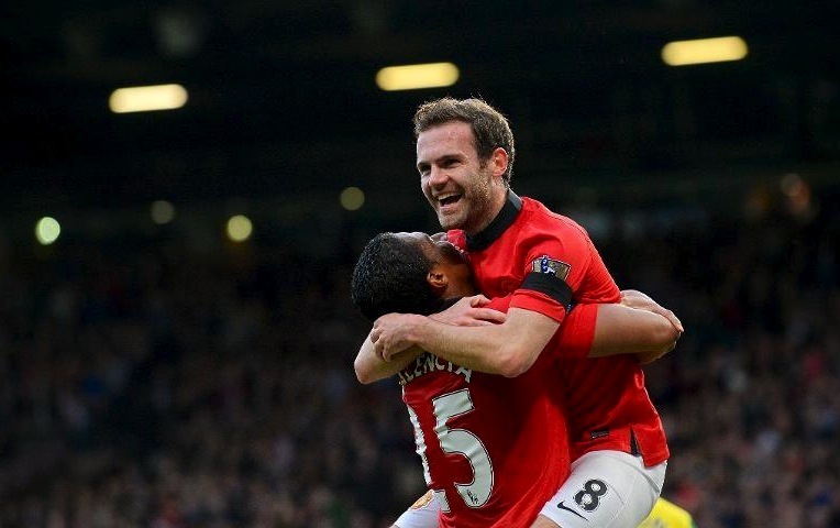 Giggs gets United reign off to winning start - Sport - DAWN.COM