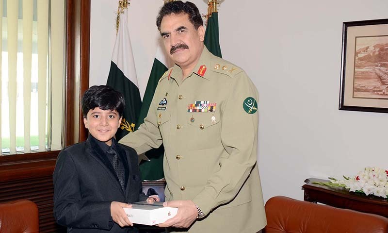 Student praised by COAS - Pakistan - DAWN.COM