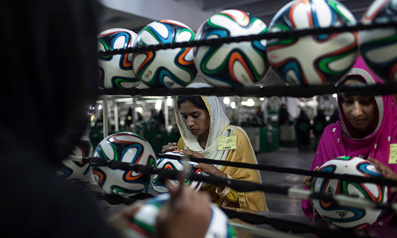 Pakistan ball maker to fulfill World Cup dream - DAWN.COM