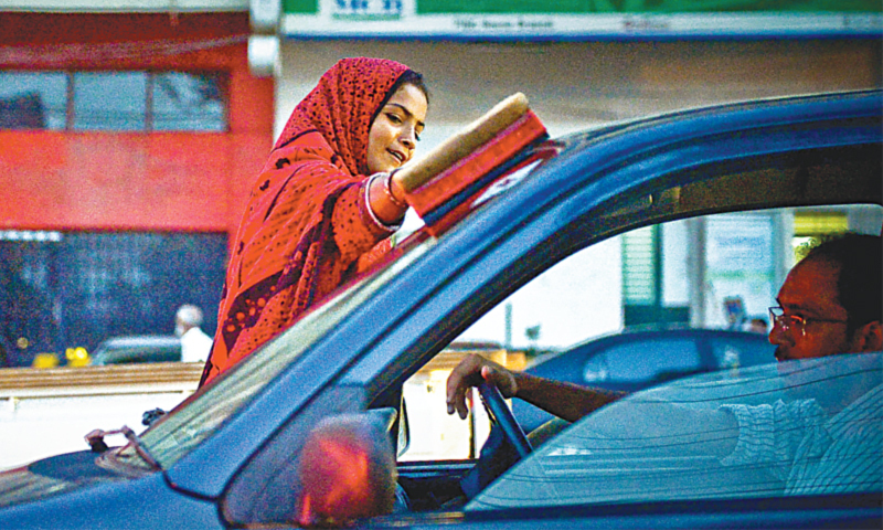 Red light ... go! - Newspaper - DAWN.COM