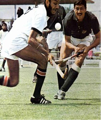 Hockey: When we were giants (and then some) - Sport - DAWN.COM