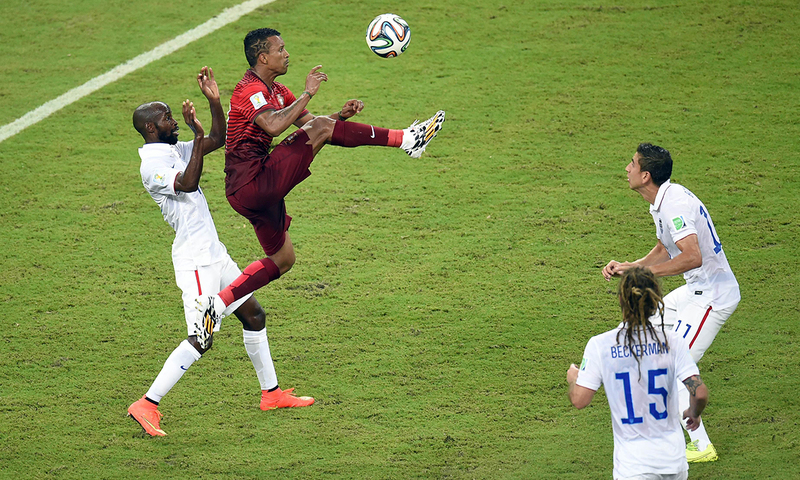 Football fever doubles as World Cup enter day 11 - Multimedia - DAWN.COM