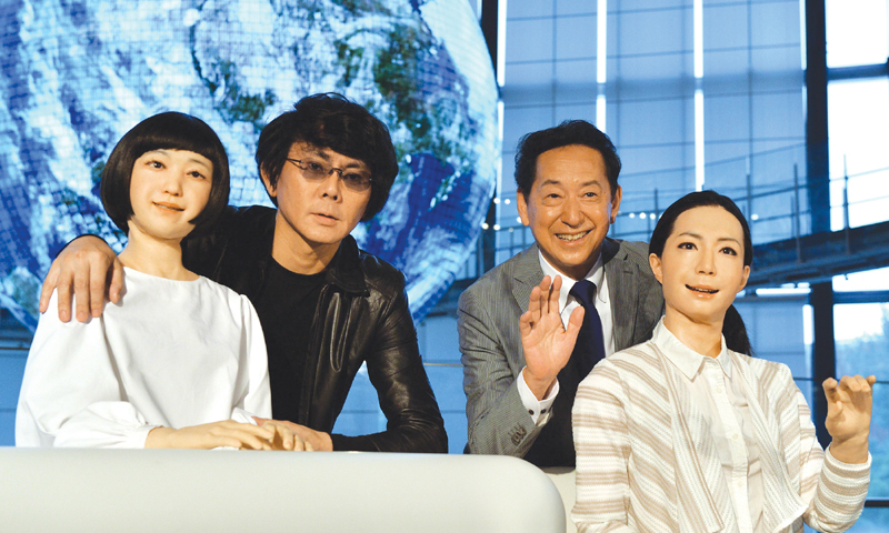 Japan unveils ‘world’s first’ android newscaster - Newspaper - DAWN.COM