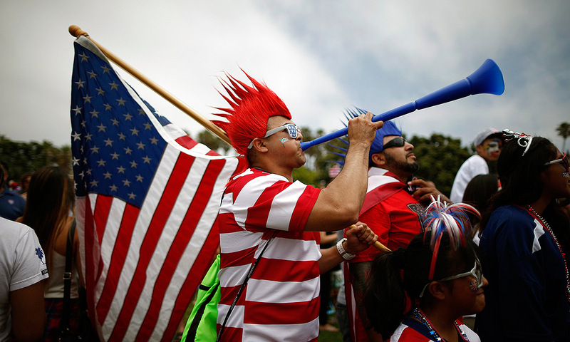 American fans catch World Cup fever, but team slumps to defeat ...