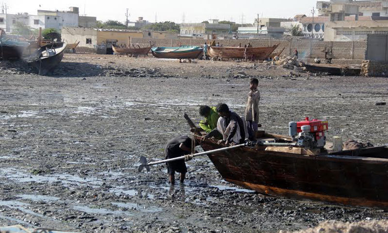 Footprints: Pushing out the sea - Pakistan - DAWN.COM