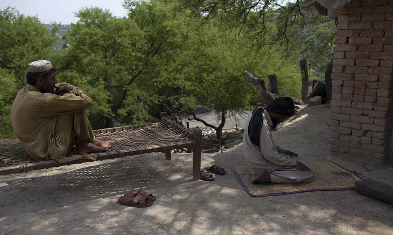 Life of a coal miner in Punjab - Pakistan - DAWN.COM