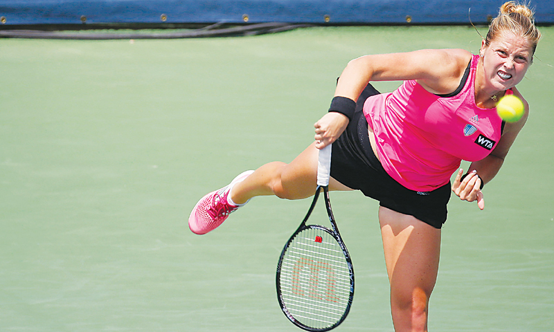 Serena advances at Stanford - Newspaper - DAWN.COM