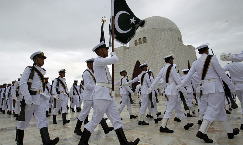 Independence celebrations and the Azadi march - Multimedia - DAWN.COM