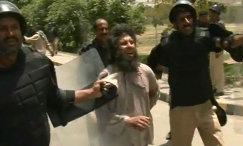 36 PAT workers arrested in June freed on bail - Pakistan - DAWN.COM