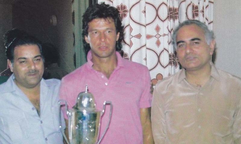 Calling on the game: History of cricket commentary in Pakistan - DAWN.COM