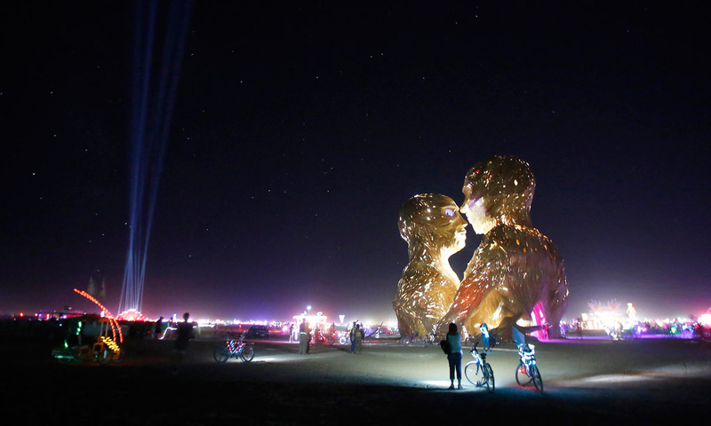 Burning Man lights up the Nevada desert - World - DAWN.COM