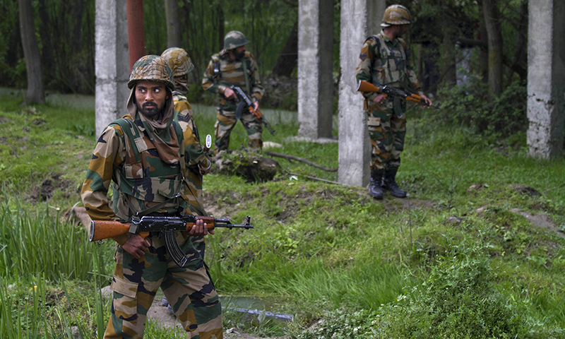 Indian troops kill three 'rebels' in Kashmir fighting - World - DAWN.COM