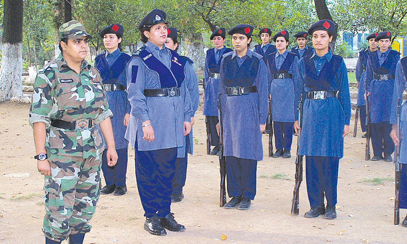 K-P's women police officers: Leading from the front - Pakistan - DAWN.COM