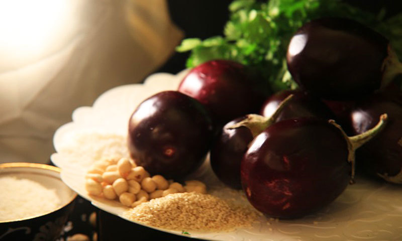 Food Stories: Bhagaray baigan - DAWN.COM