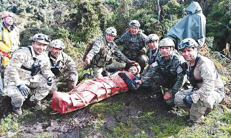 Man rescued after 12 days in Peru cave - Newspaper - DAWN.COM