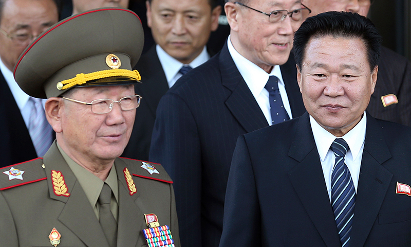 Top North Korean leaders in rare visit to South - World - DAWN.COM
