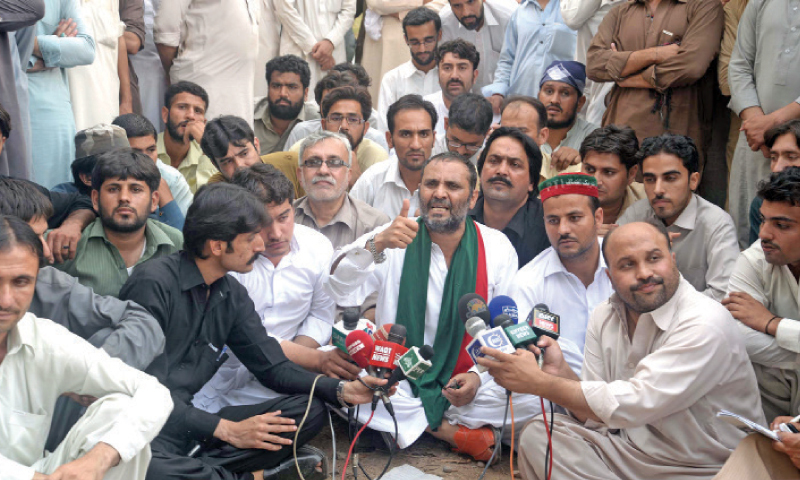 PTI MPA plans sit-in against CM till his ouster - Pakistan - DAWN.COM