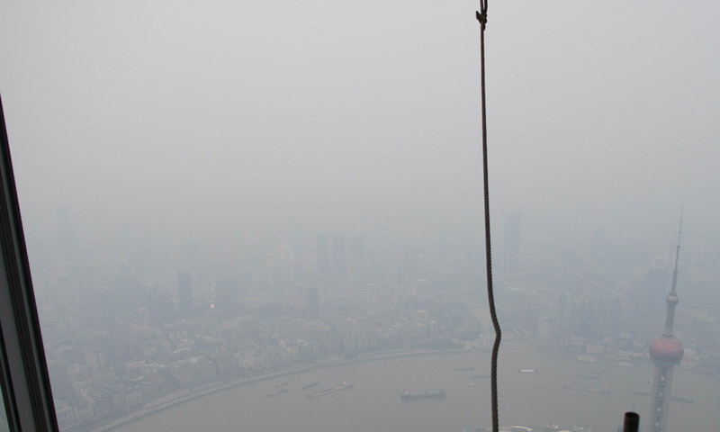 Deadly smog: “Blue Sky now,” Greenpeace tells China - World - DAWN.COM