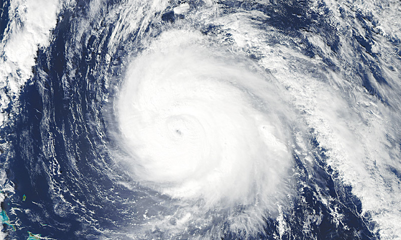 Powerful hurricane approaching Bermuda - Newspaper - DAWN.COM