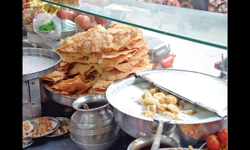 Dahi baray – the delicacy that became a staple - Pakistan - DAWN.COM