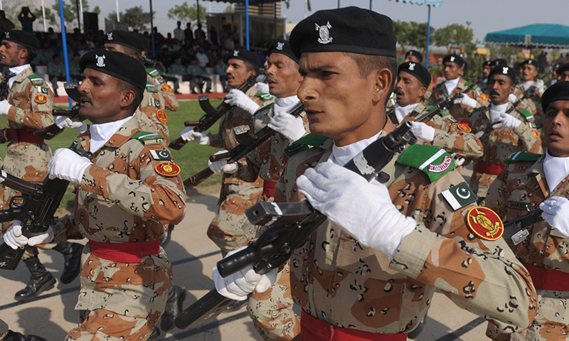 Passing out parade: Rangers induct new batch of recruits - Pakistan ...