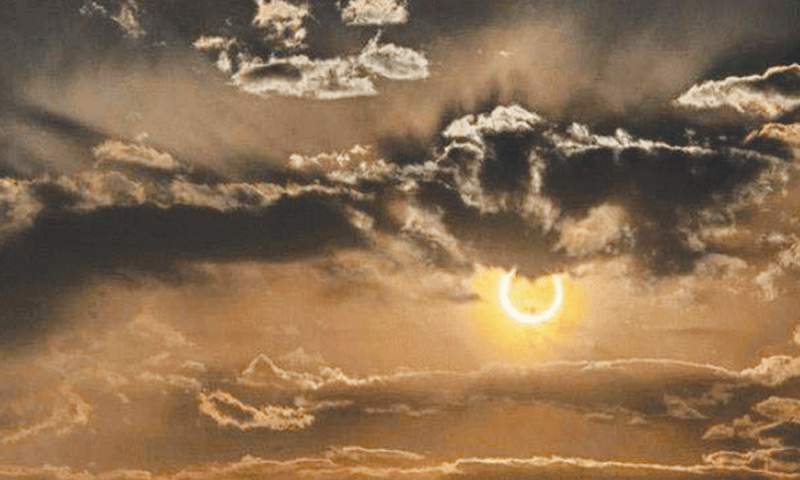 Eclipses — the crowns of the inner Solar System - Magazines - DAWN.COM