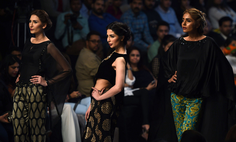 Fashion Pakistan Week in Karachi: Day 1 - Multimedia - DAWN.COM