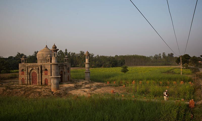 In small-town India, a monument to love - World - DAWN.COM