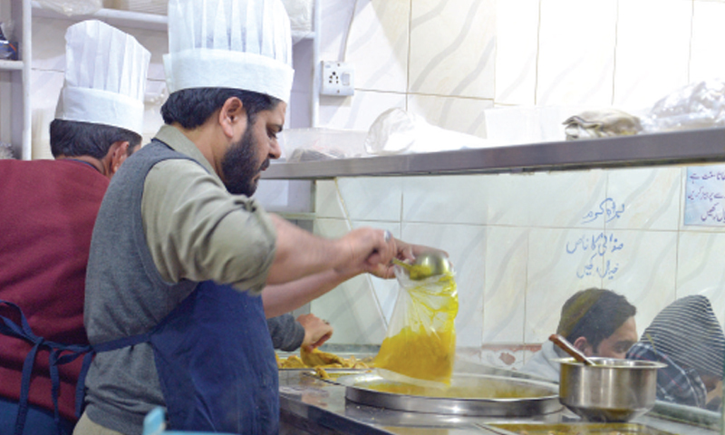 Chicken Yakhni — a nutritious winter tradition - Newspaper - DAWN.COM
