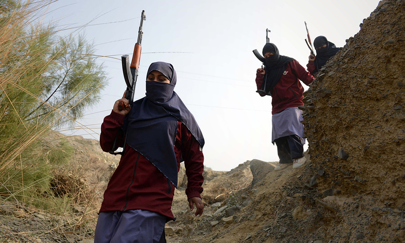 Meet Pakistan’s fearless female police commandos - Pakistan - DAWN.COM