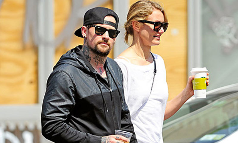 Cameron Diaz engaged to rocker Benji Madden - World - DAWN.COM