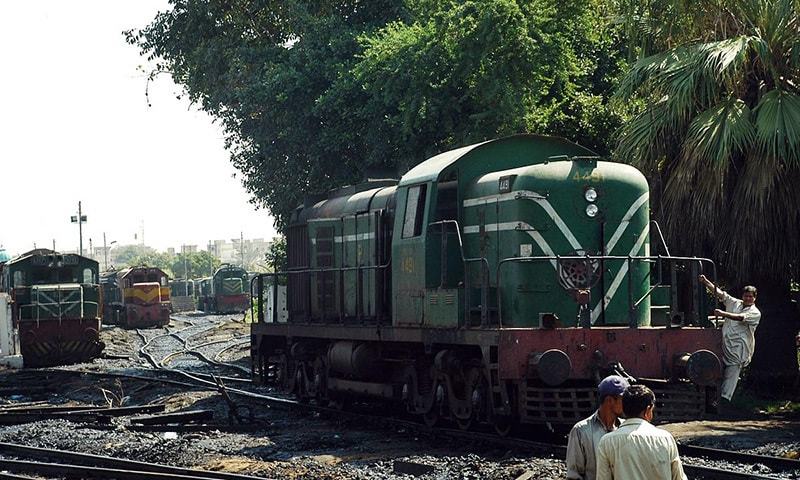 Over 200 ticketless passengers travelled to India on Thar Express ...